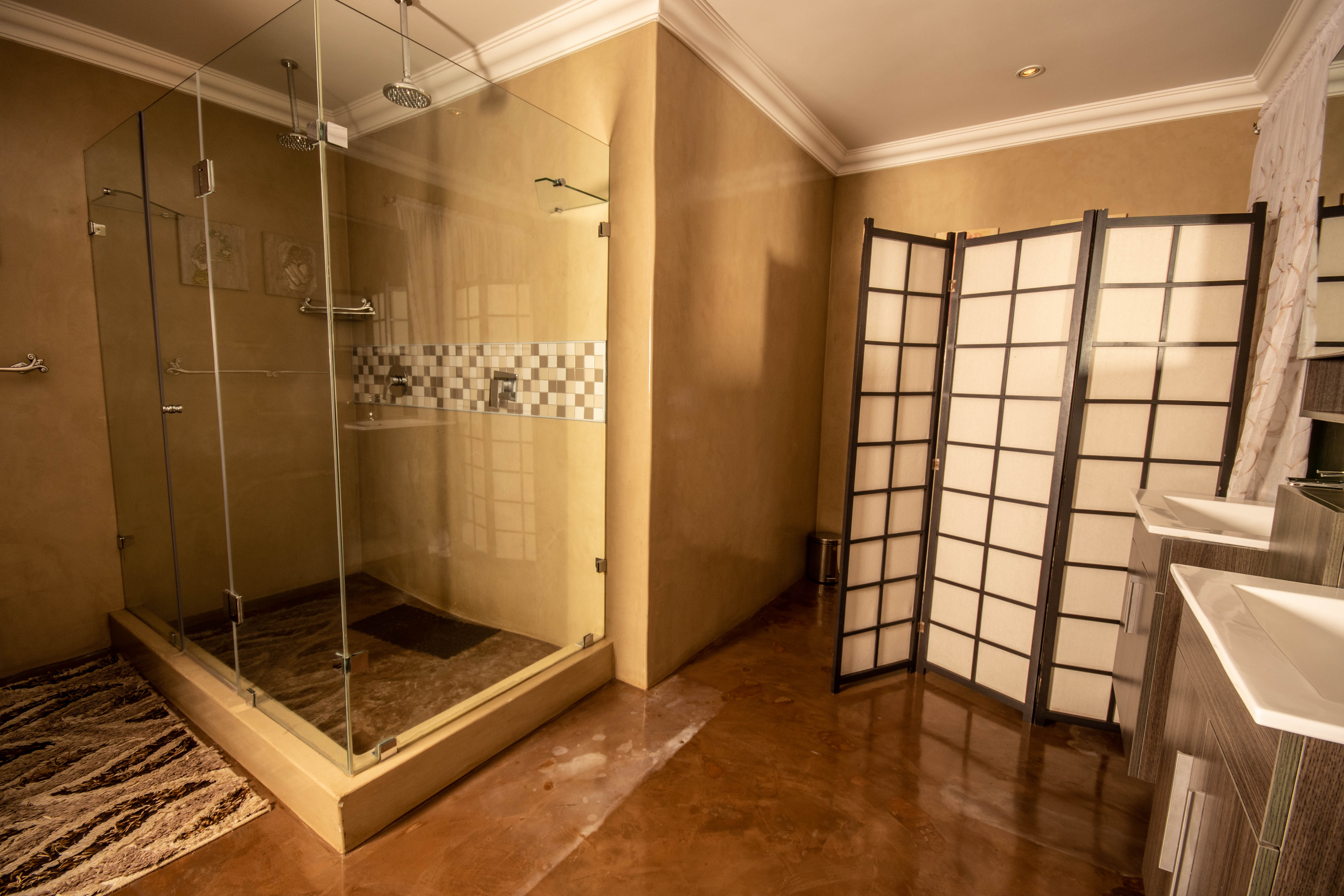 Rooms | Oppiplot Guest House